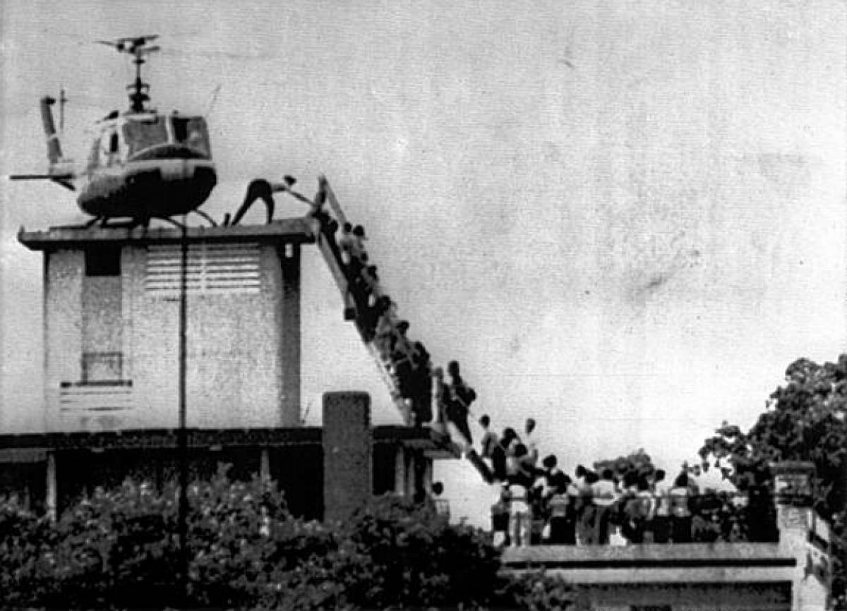 Fall of Saigon - Daily Dose Documentary